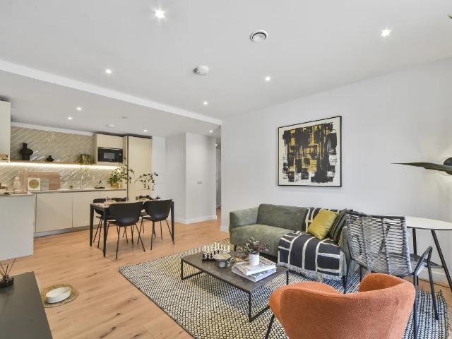 Apartment at Henry Street, Greater London
