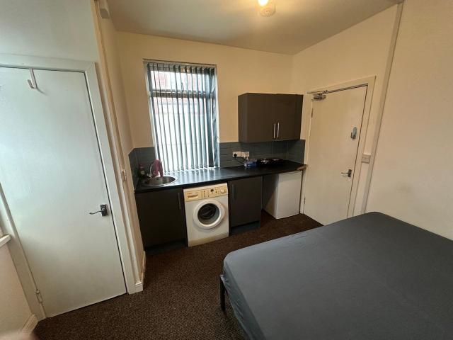 Apartment at Henry Street, Wakefield