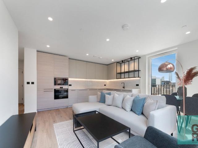 Apartment at Heron Walk, Greater London