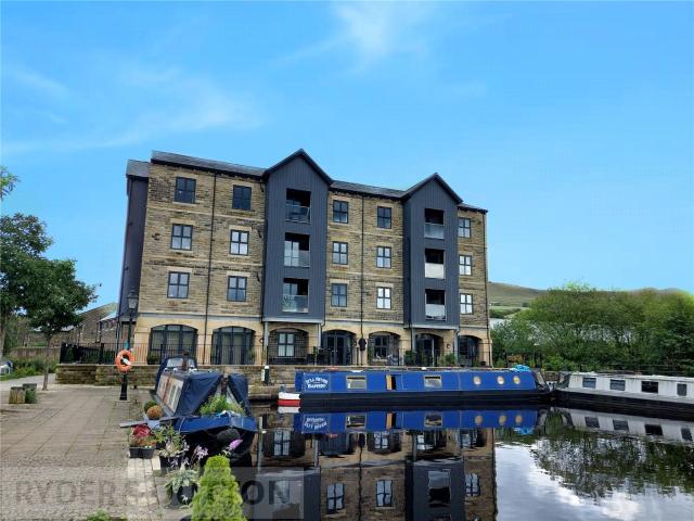 Apartment at Herons Reach, Oldham