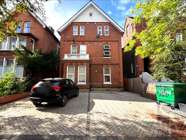 Apartment at Hermon Hill, Greater London
