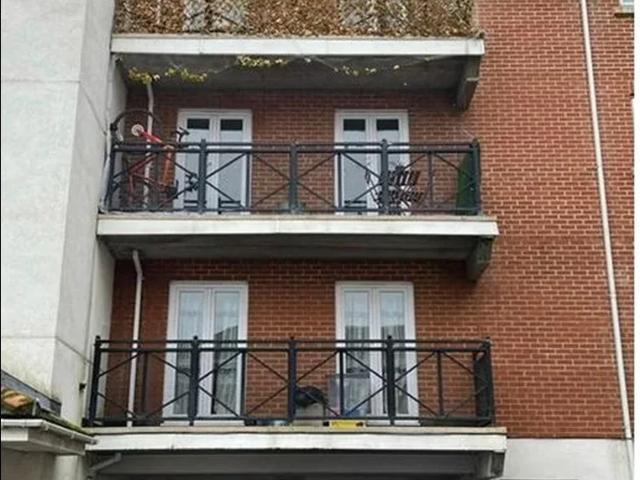 Apartment at Hermitage Close, Greater London