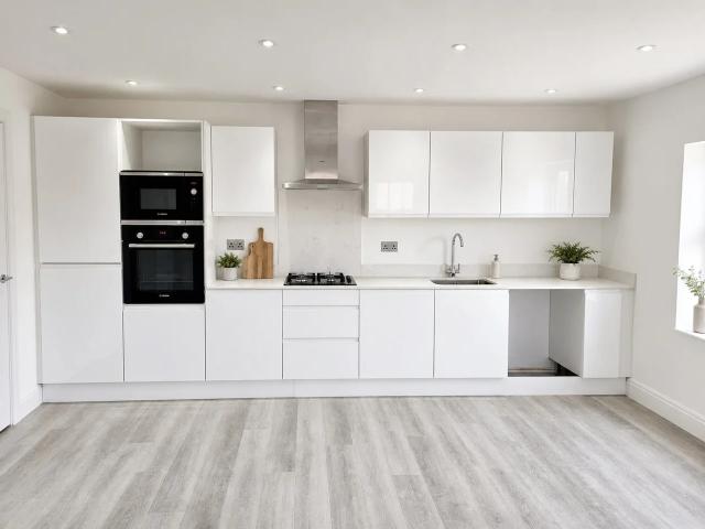 Apartment at Hermitage Road, Woking