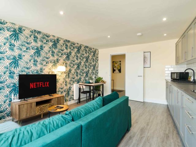 Apartment at Herne Bay Road, Canterbury