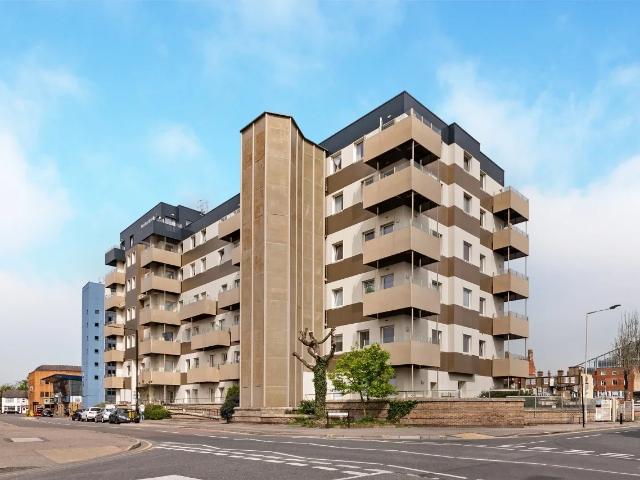 Apartment at Herschel Street, Slough