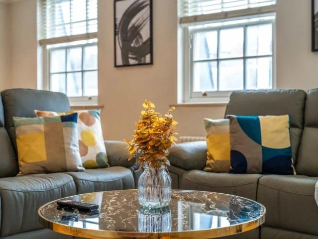 Apartment at Hertford Street, City of Westminster