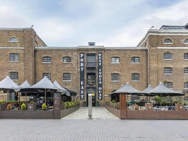 Apartment at Hertsmere Road, Greater London