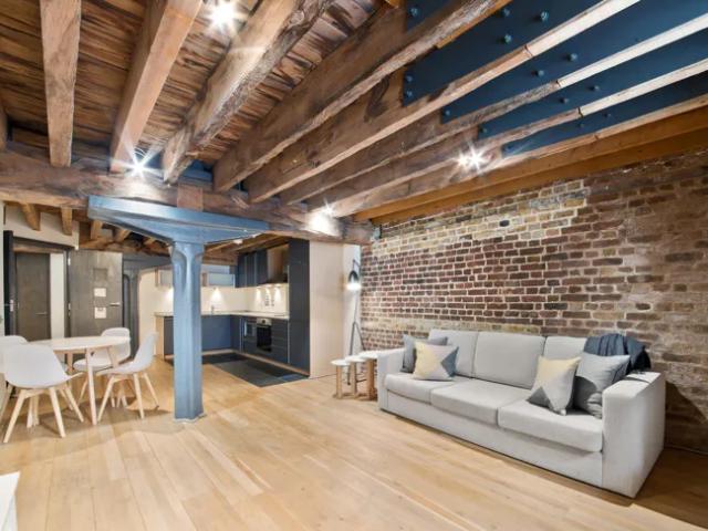 Apartment at Hertsmere Road, Greater London