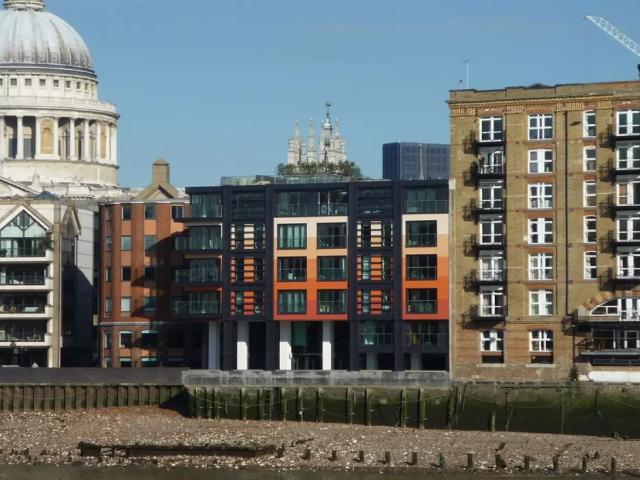 Apartment at High Timber Street, City of London