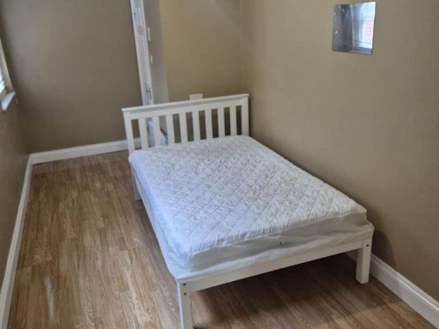 Apartment at High Town Road, Luton