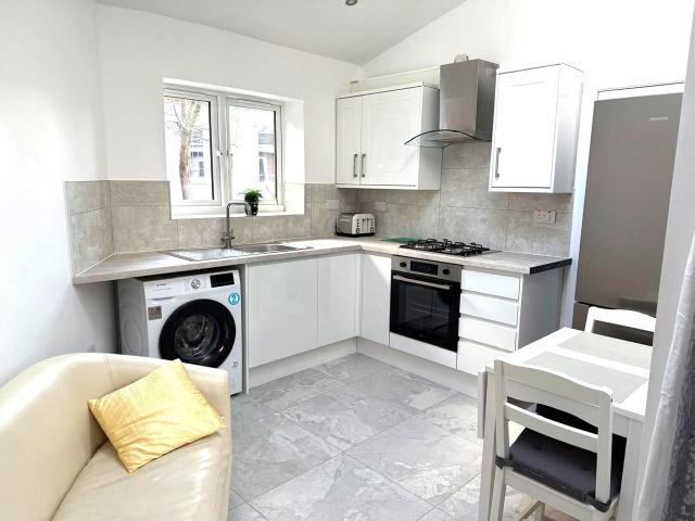 Apartment at High Point, Greater London