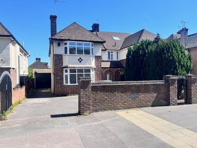 House at High Road, Greater London