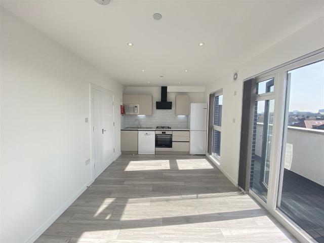 Apartment at High Road, Greater London