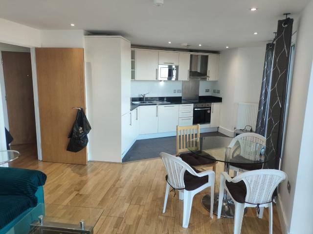 Apartment at High Road, Greater London