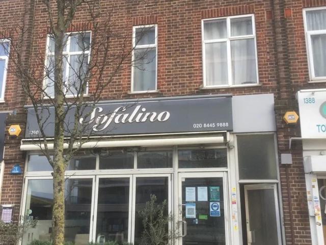 Apartment at High Road, Greater London