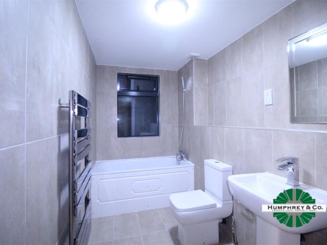 Apartment at High Road, Greater London
