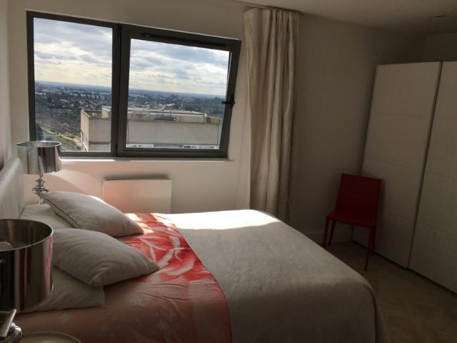 Apartment at High Road, Greater London