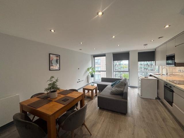 Apartment at High Road, Greater London