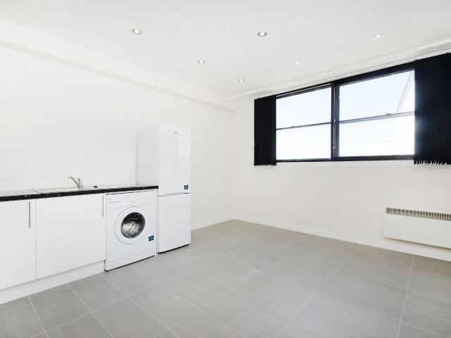 Apartment at High Road, Greater London