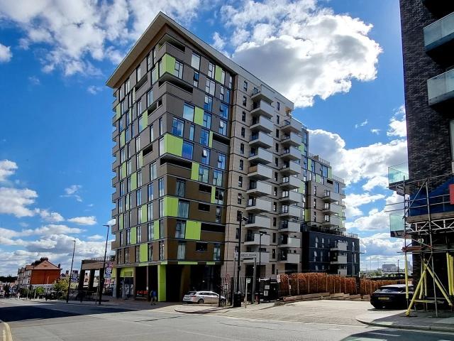 Apartment at High Road, Greater London
