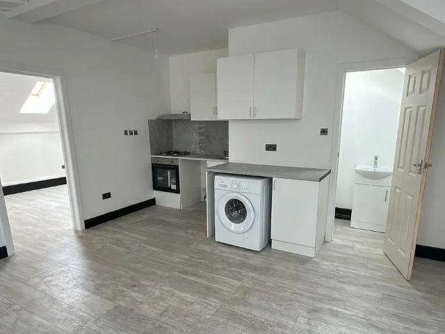 Apartment at High Road, Greater London