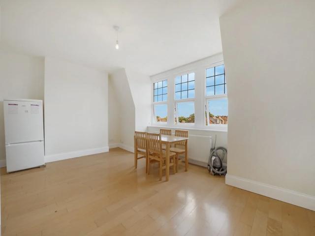 Apartment at High Road, Greater London