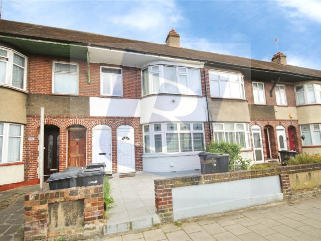 Apartment at High Road, Greater London