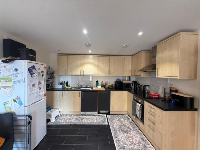 Apartment at High Road, Greater London