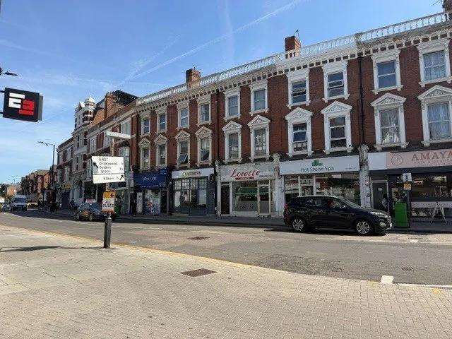 Apartment at High Road, Greater London