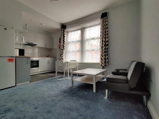 Apartment at High Road, Greater London