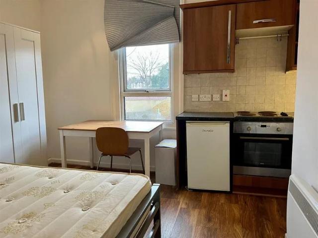 Apartment at High Road Leytonstone, Greater London