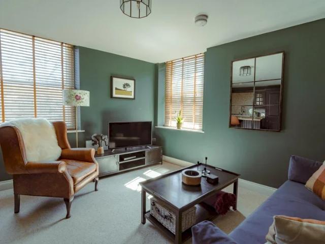 Apartment at High Street, Cotswold District