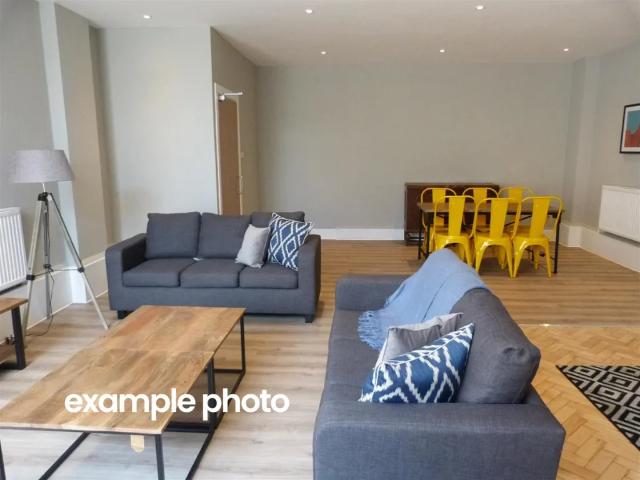 Apartment at High Street, Cardiff