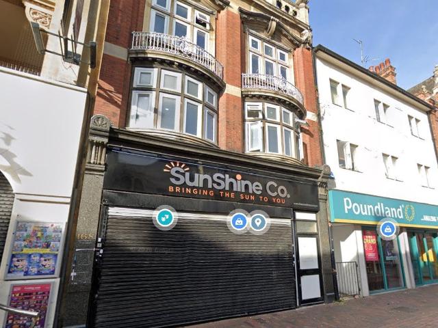Apartment at High Street, Chatham