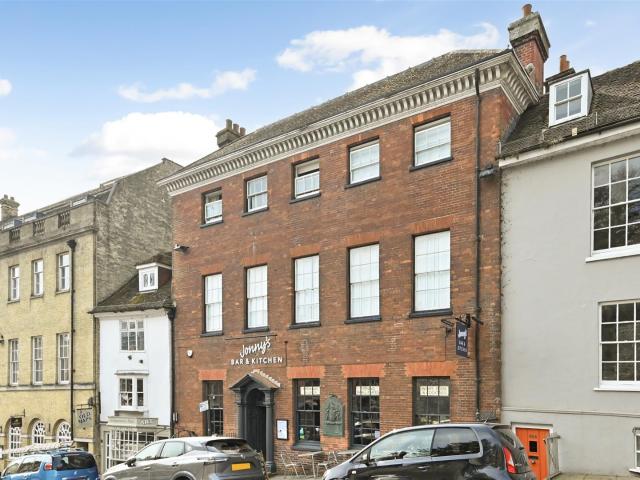 Apartment at High Street, Arun