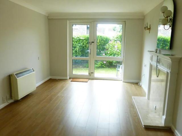 Apartment at High Street, Arun