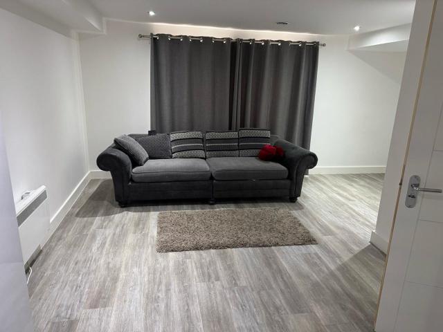 Apartment at High Street, Brentwood