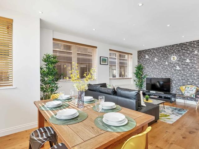 Apartment at High Street, Brighton