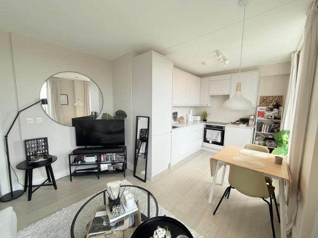 Apartment at High Street, Buckler's Park