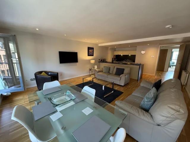 Apartment at High Street, Glasgow