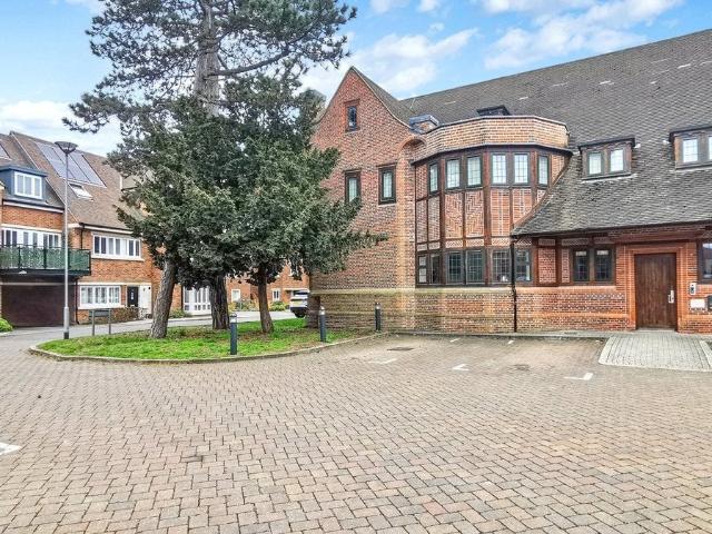 Apartment at High Street, Greater London