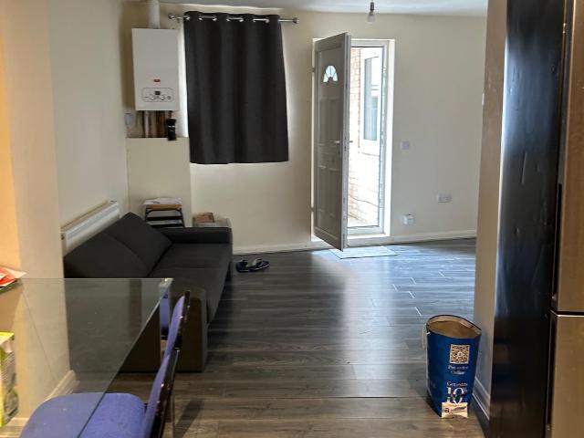 Apartment at High Street, Greater London
