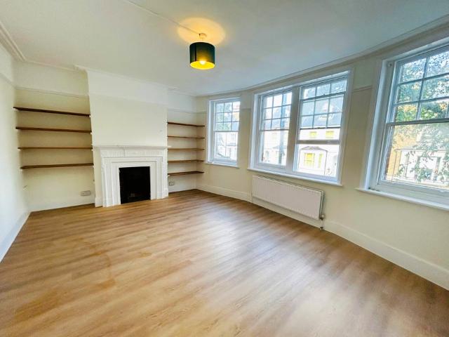 Apartment at High Street, Greater London