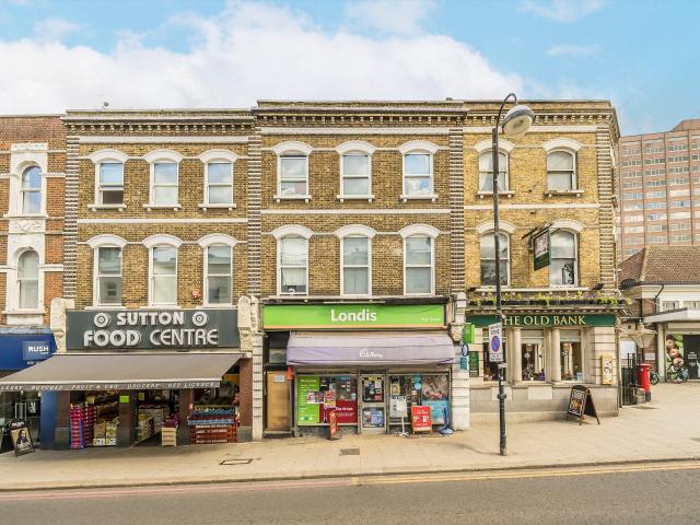 Apartment at High Street, Greater London