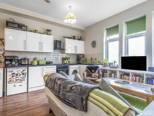 Apartment at High Street, Greater London