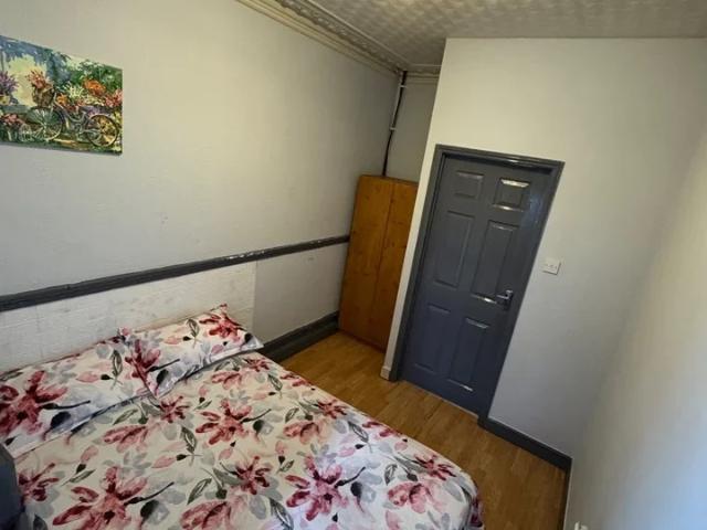 Apartment at High Street, Greater London