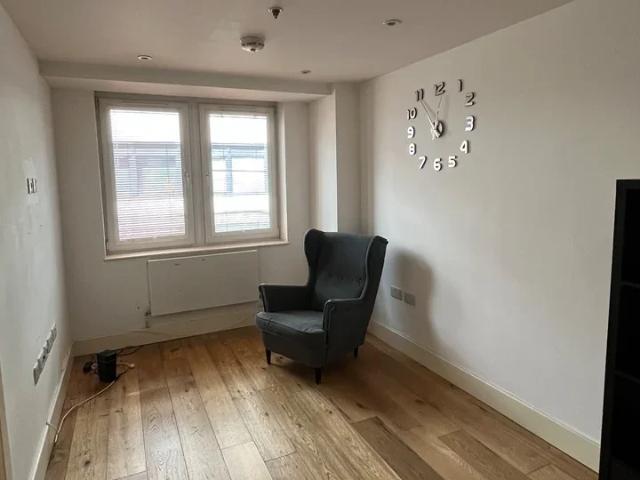Apartment at High Street, Greater London