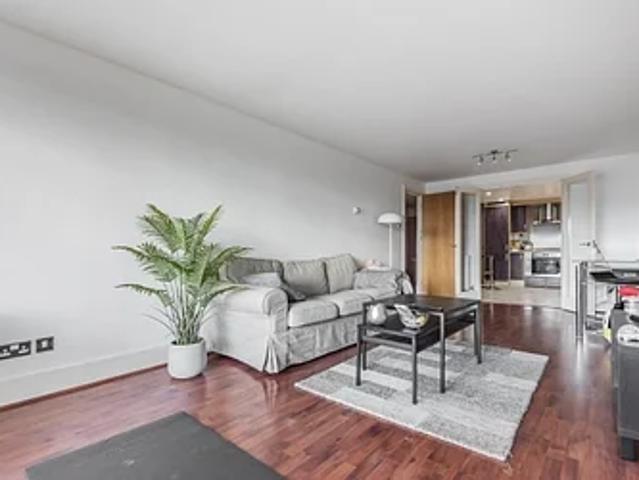 Apartment at High Street, Greater London