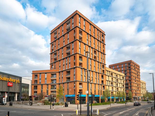Apartment at High Street, Greater London
