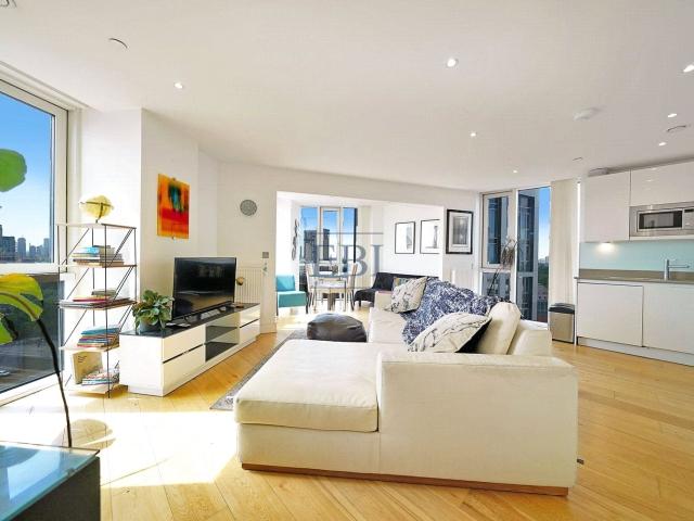Apartment at High Street, Greater London